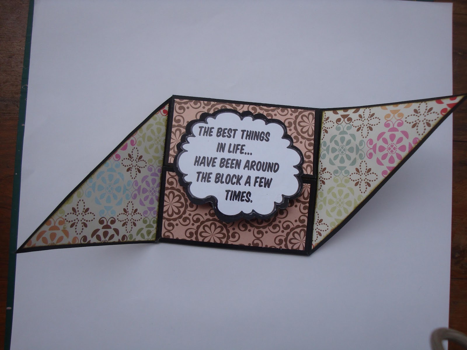 Lulupu - The Craft Lounge: six-fold card