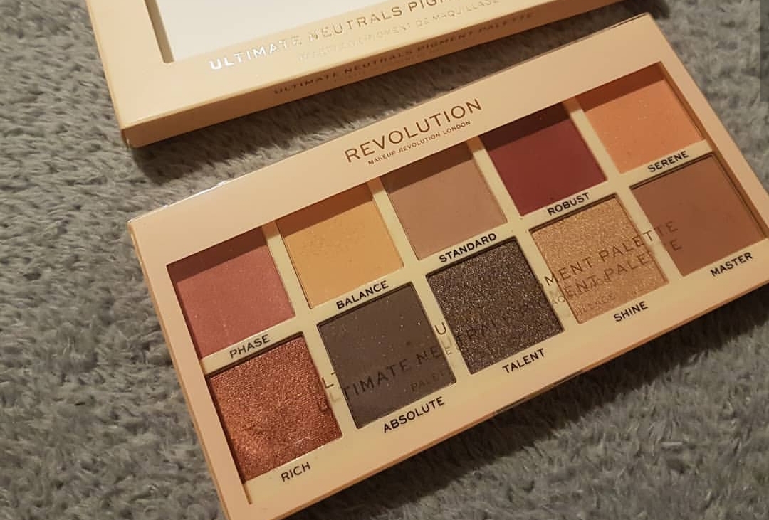 Revolution Makeup Gift Set 12 Days Of Christmas Advent Box Review