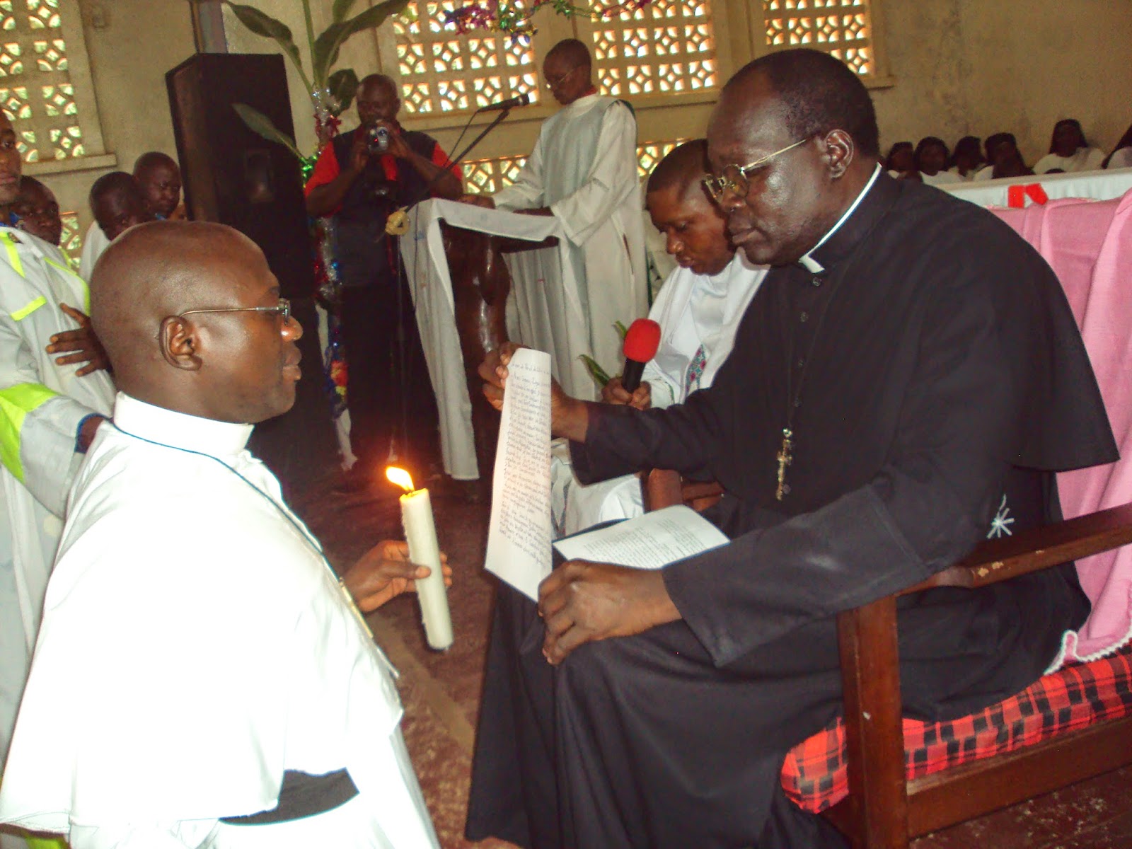 Le blog du Diocèse d'Isiro-Niangara: Vœux perpétuels du Frère Emmanuel ...