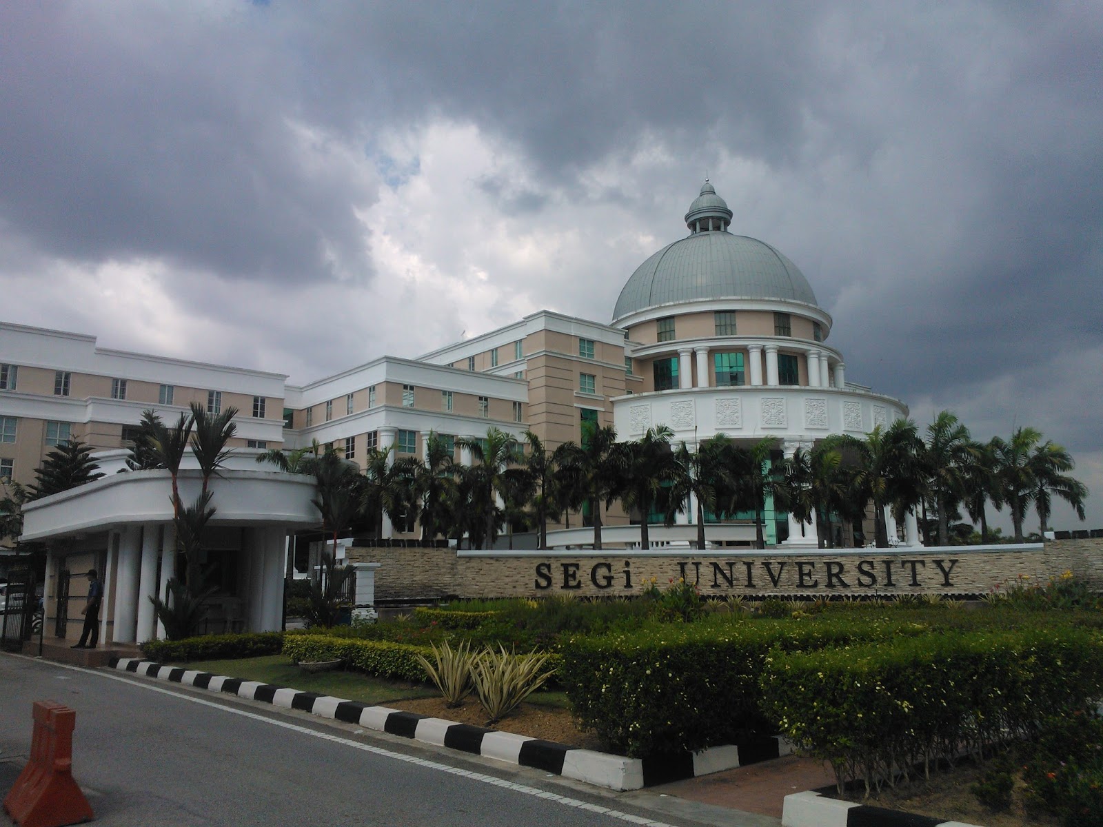 We are the champions: SEGI UNIVERSITY