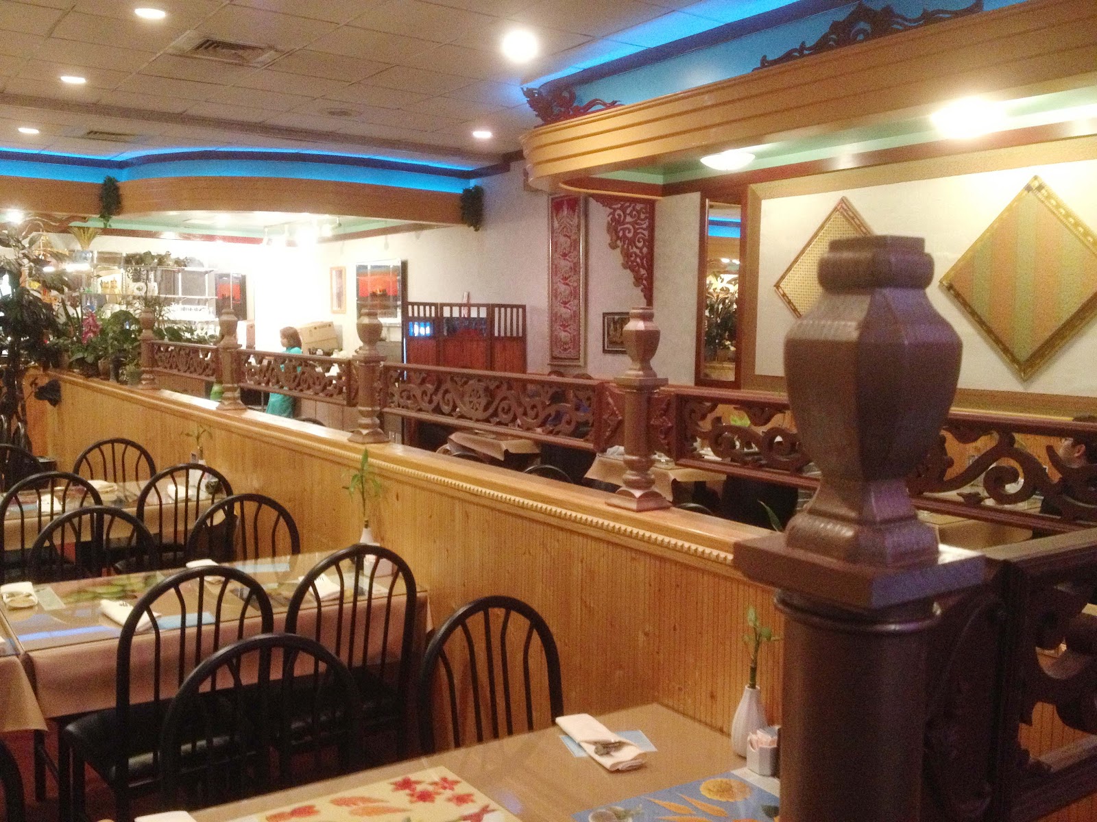 entertaining views from cincinnati: Set Your GPS for Thai Namtip