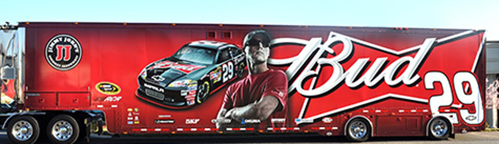 Ads in Trailer Graphics : How You Could Produce Fine Effect With Racing ...