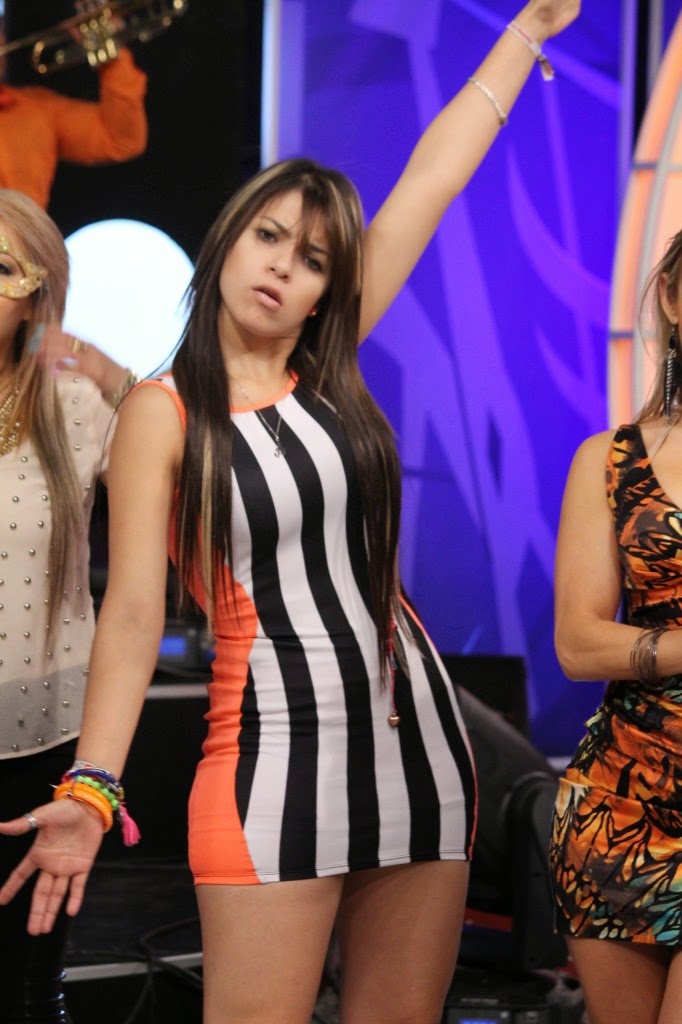 EL ÚLTIMO CONDILL. : 1651- CHICAS CON MINIFALDA.