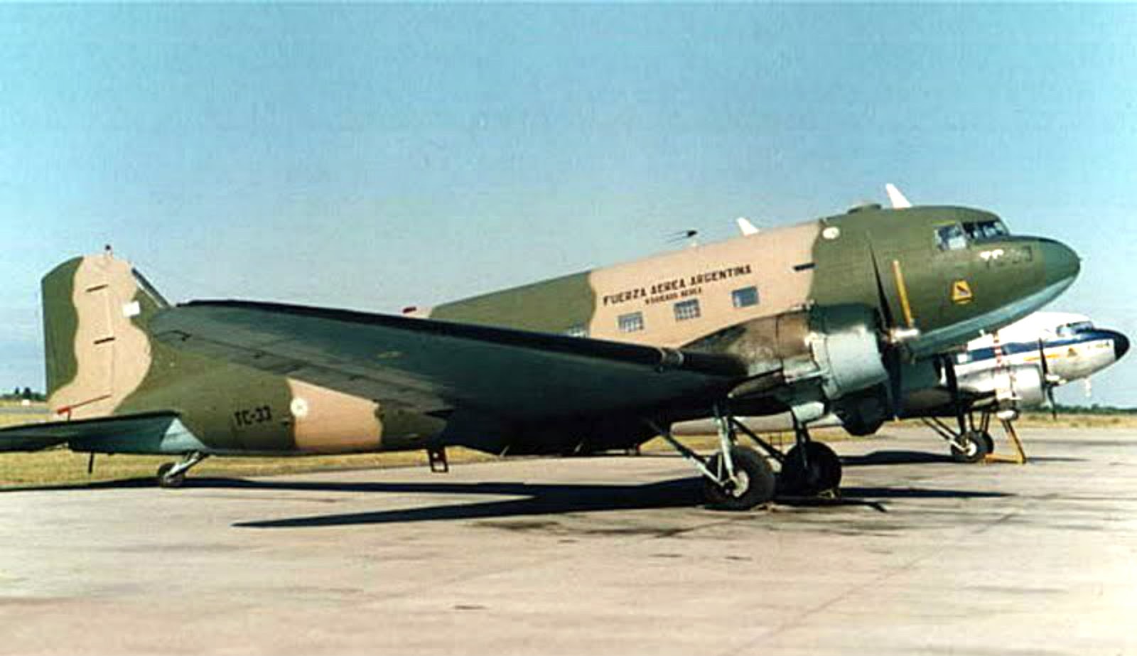Historias Individuales: LV-NQU (TC-33) Douglas C-47A-85-DL Skytrain c/n ...