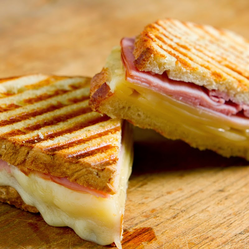 Sulti's: Croque Monsieur - Croque Madame