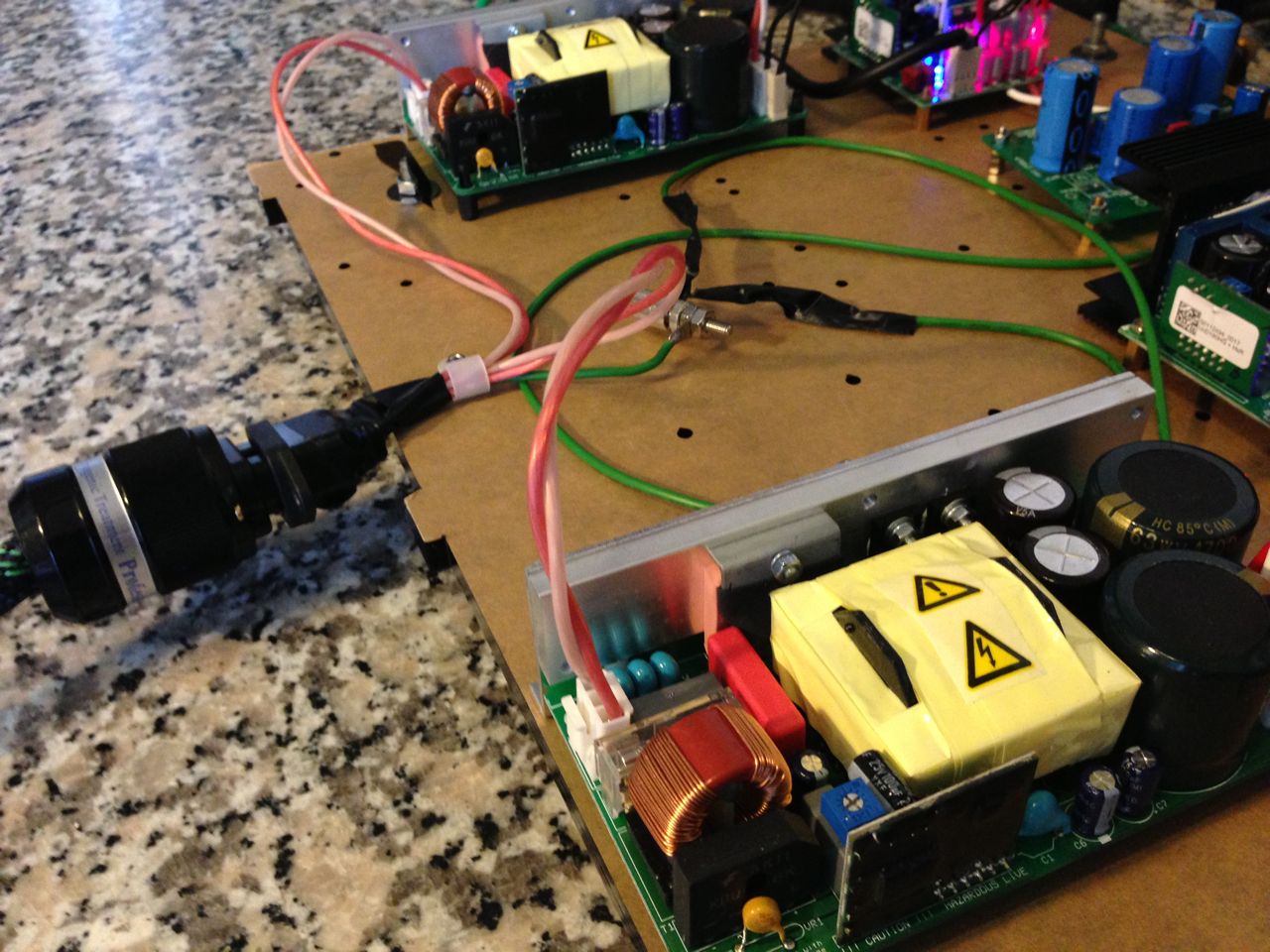 沈浸在音樂之中...貓窩工坊DRC: Project -- Amp180 -- Hypex UcD180 D類擴大機