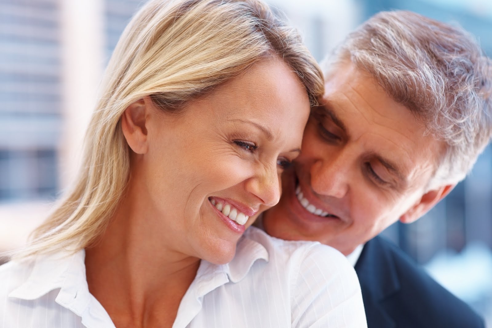 Mature Dating Over 40 : How to Handle the End of Your Long-Term ...