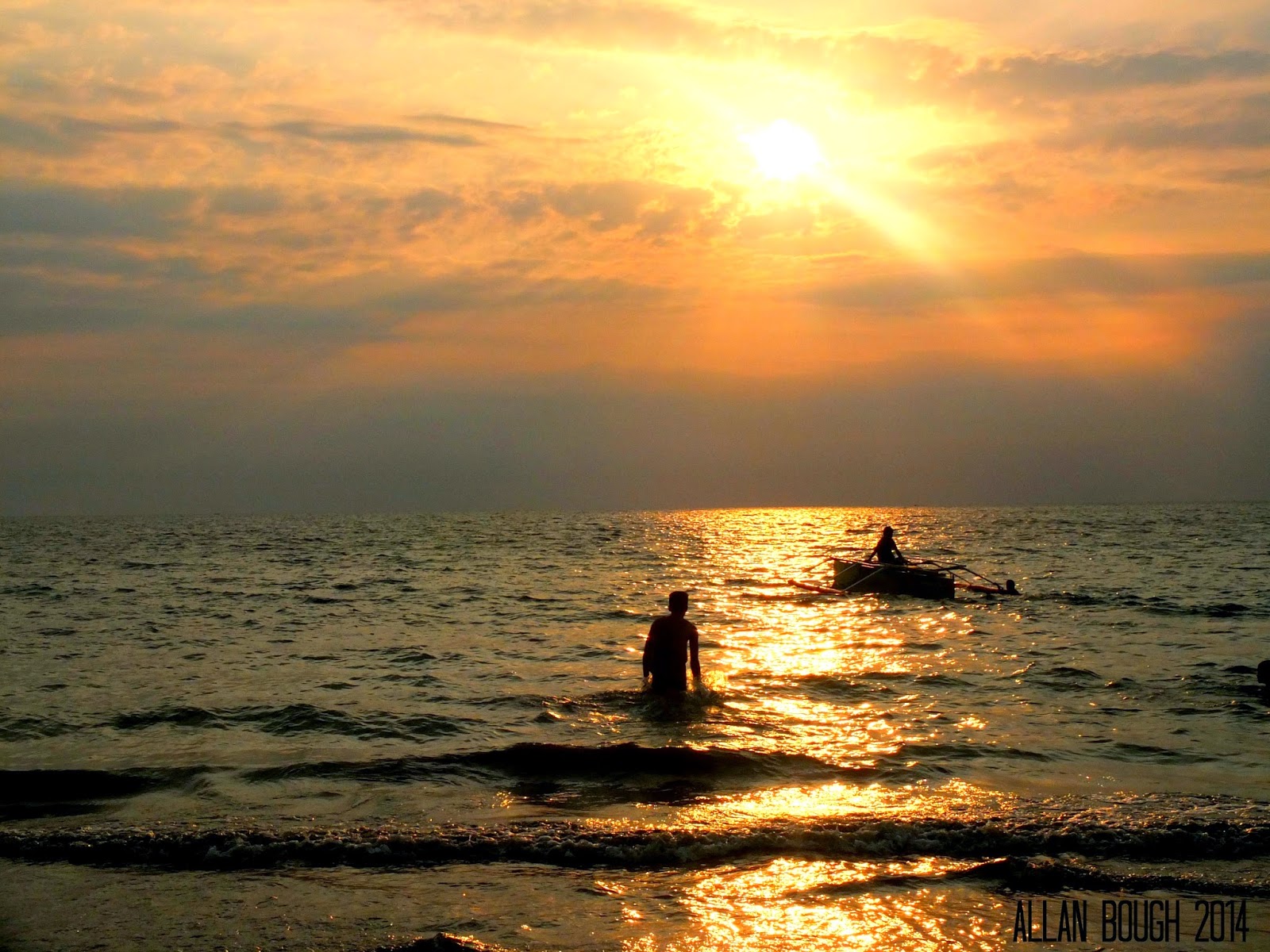 In Photos: Bauang, La Union Sunset - The Filipino Rambler