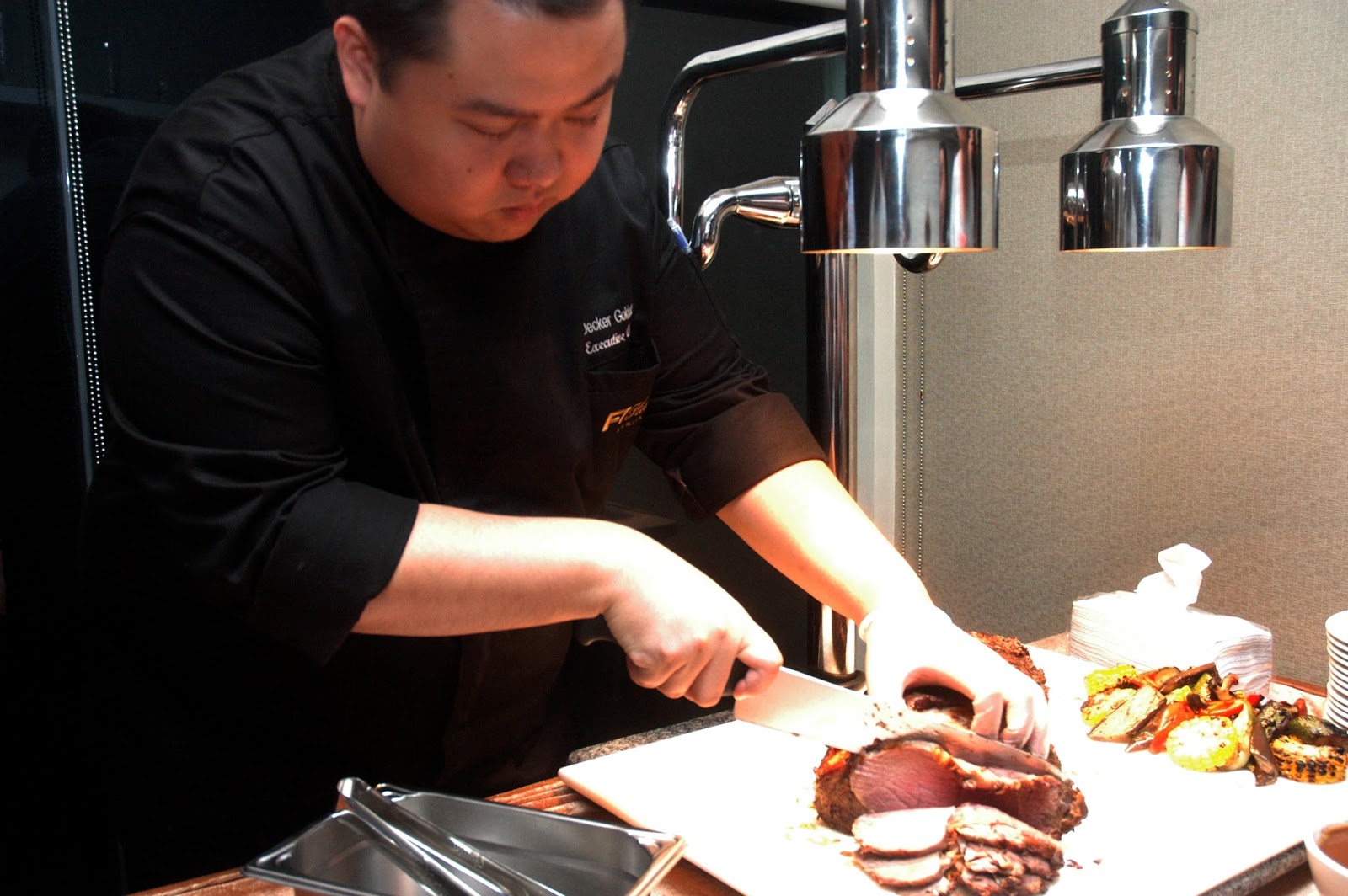 DUDE FOR FOOD: A Palm Sunday Weekend Staycation at F1 Hotel Manila