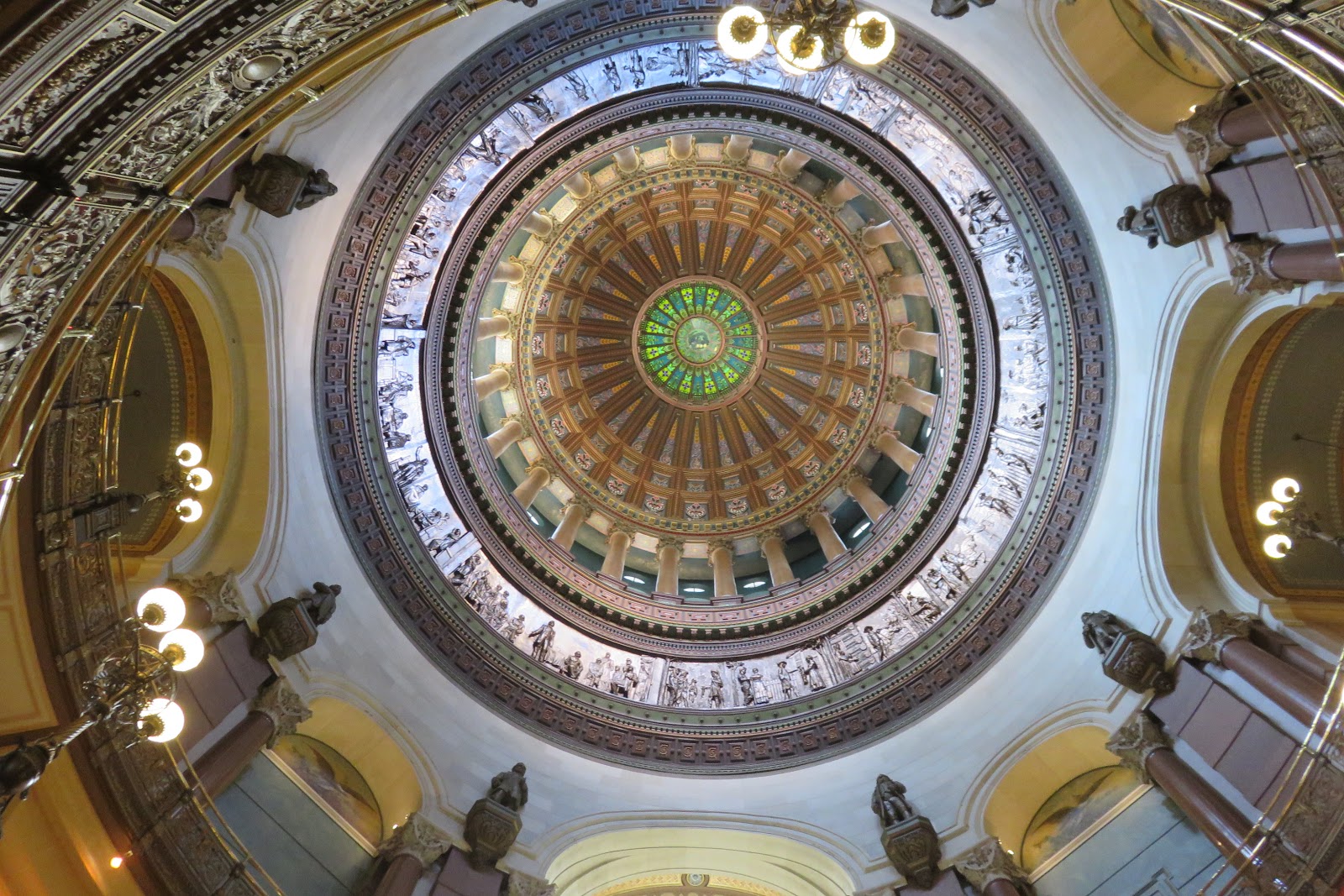 The Ray Adventures: Cave City, Ky Paducah, Springfield, Il & Scott AFB ...