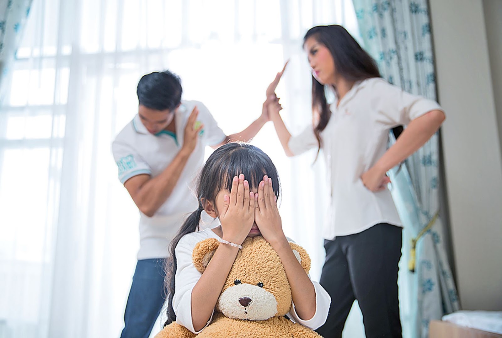 Más del 40% de episodios de violencia en casa ocurren ante los niños ...