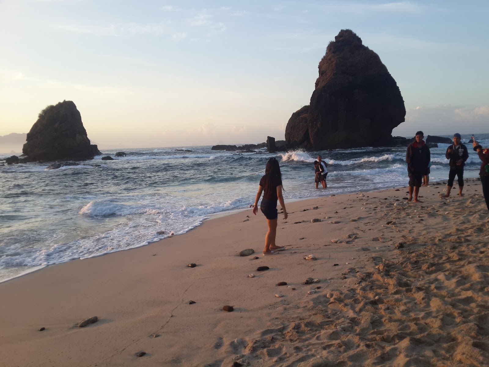 sunset di papuma beach jember jawatimur ~ TRANS PETUALANG