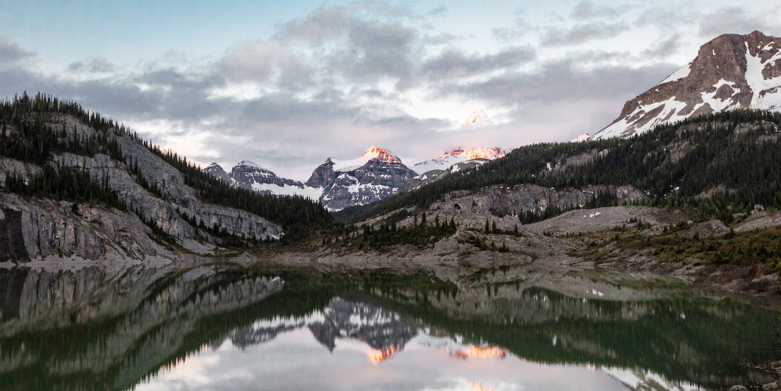 Escape life in Canada: Great Divide Trail hike – Trailer