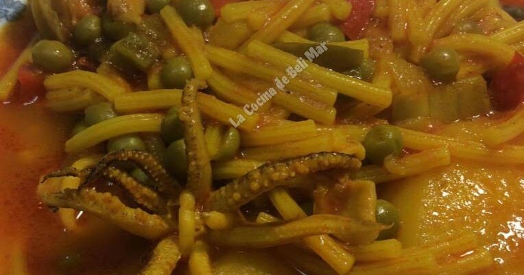 La Cocina de Beli Mar: CAZUELA DE FIDEOS CON CALAMARES