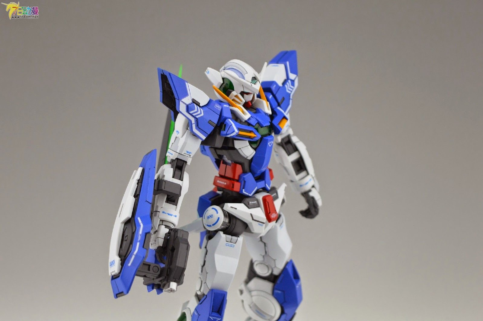 Gundam Family: MG 1/100 Exia Gundam R3