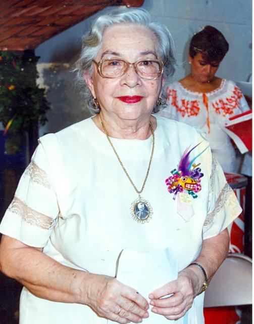 This is my World/ Este es mi Mundo.: DORA PÉREZ DE ZÁRATE LA BIOGRAFÍA ...