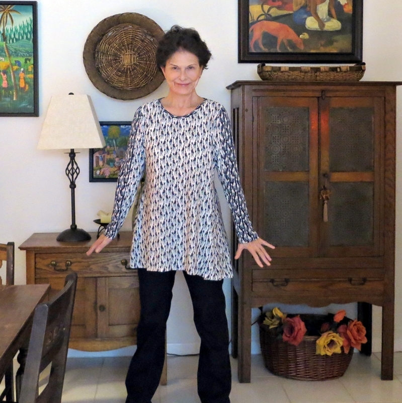 Coco's Loft: New Look 6323 Tunic full of giraffes...