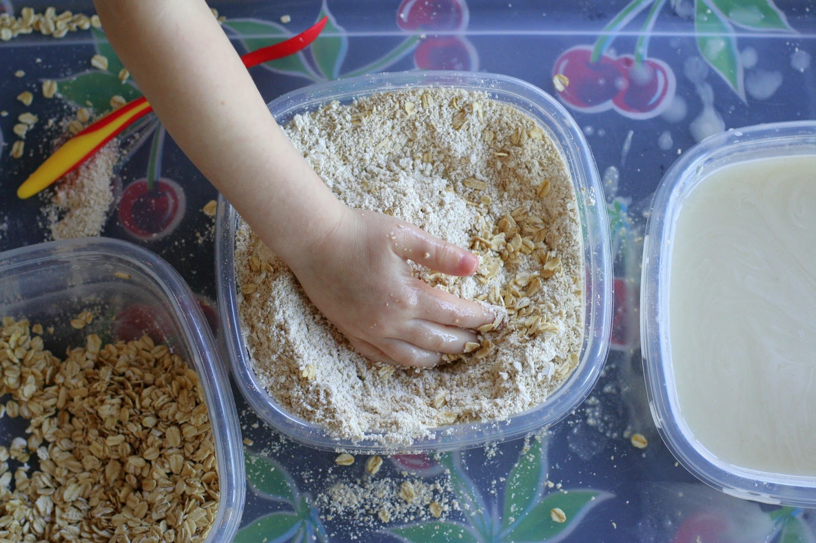 Super Easy Sensory Play: Oatmeal Textures Sensory Bin