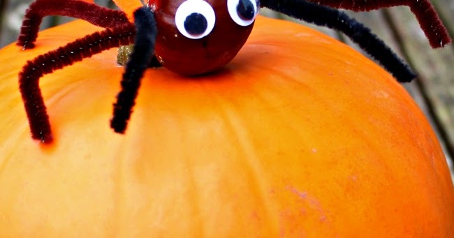 Conker Spider Craft - Messy Little Monster