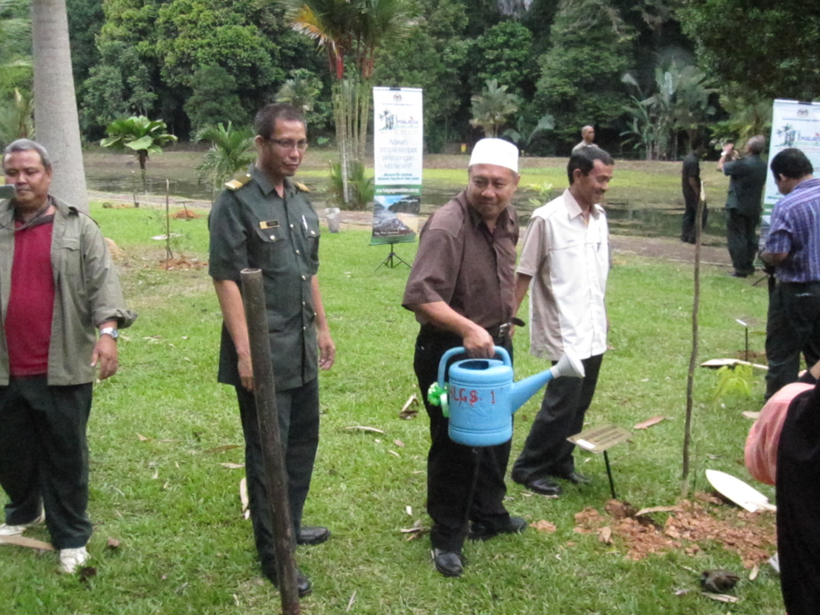 Program Tanam Semula Pokok: Software Free Download - kickutorrent