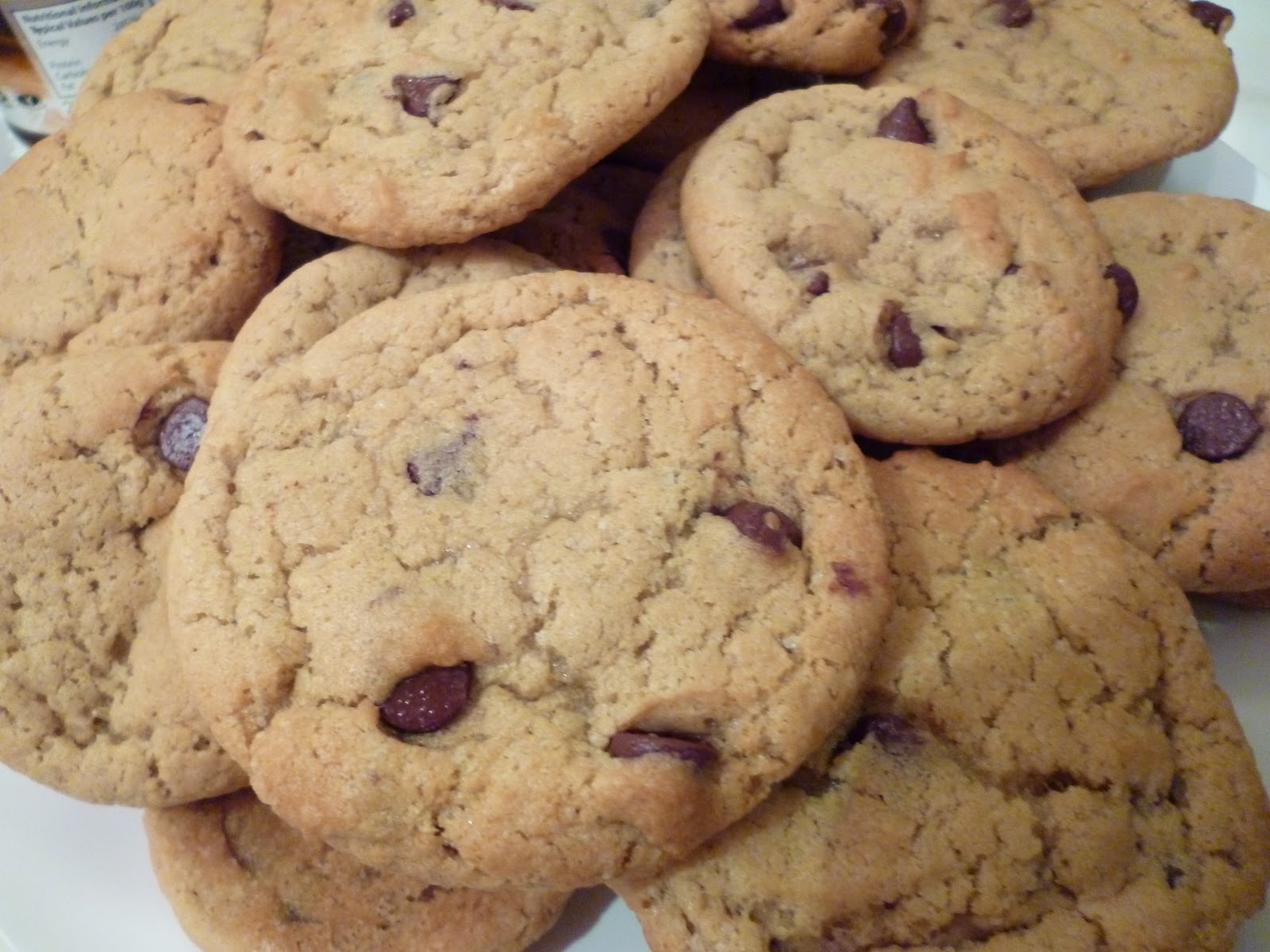 Thistle and Yellow Rose: Perfect chocolate chip cookies