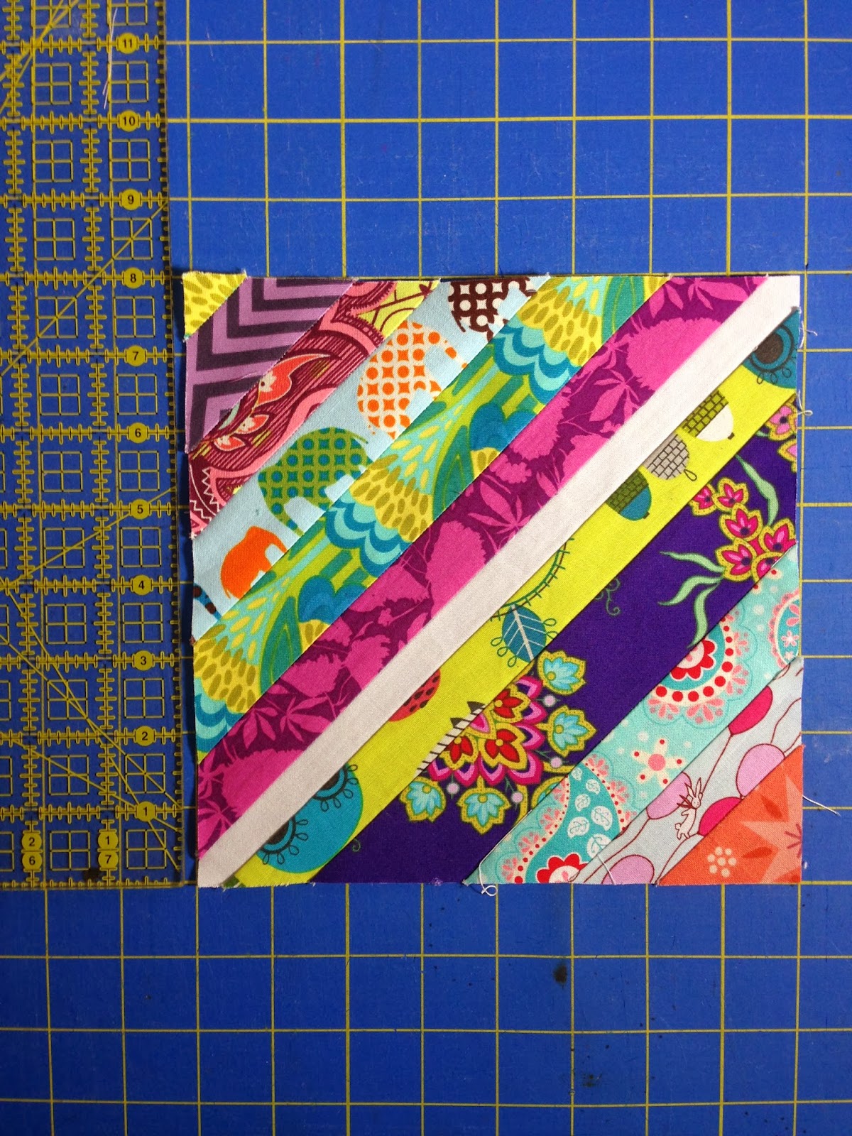 Sewing By Stephanie: Scrappy String Blocks + Bonus tutorial!
