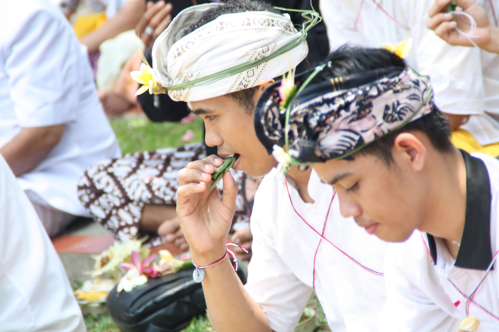 Tujuan Yadnya Berdasarkan Kitab Suci Hindu - Hindu Alukta
