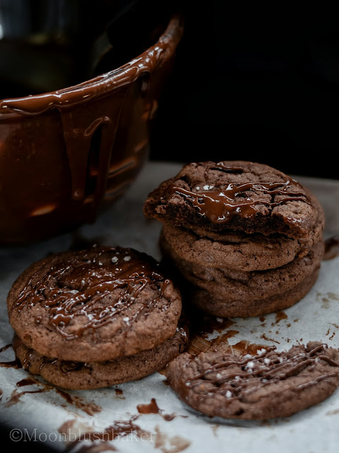 Behind the baker /-/ Salted Quadruple Chocolate Chip Cookies | The ...