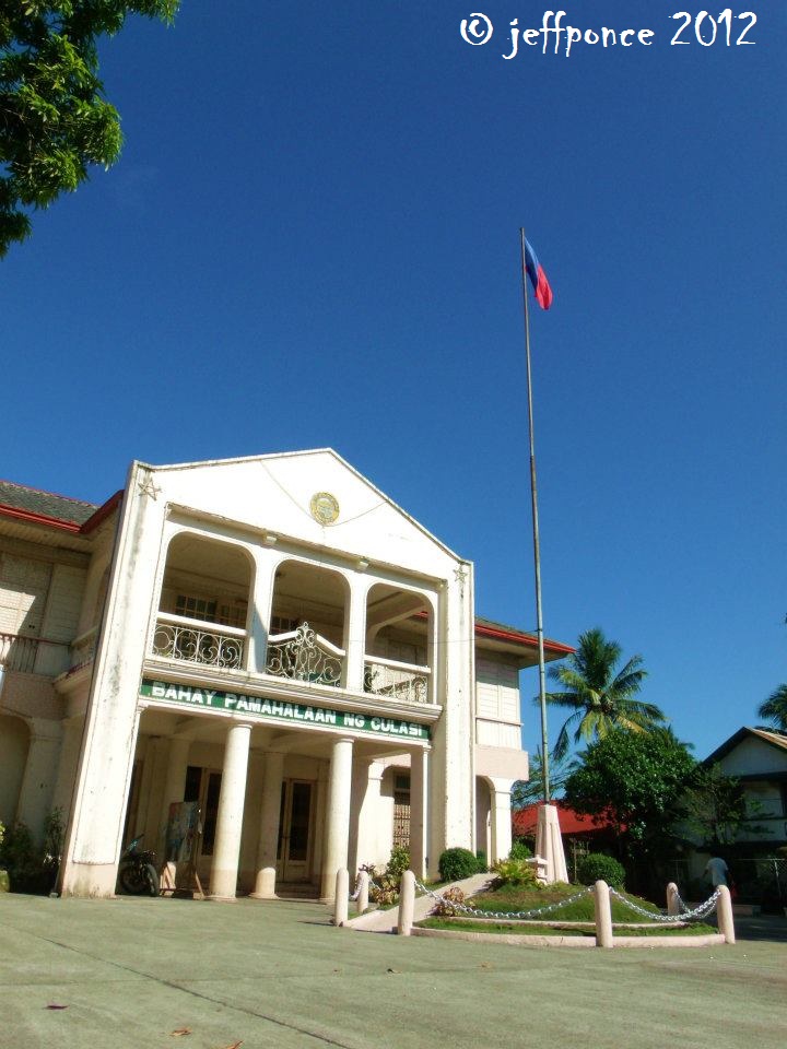 Bisayang Manlalakbay around the Philippines: Municipal Hall of Culasi ...
