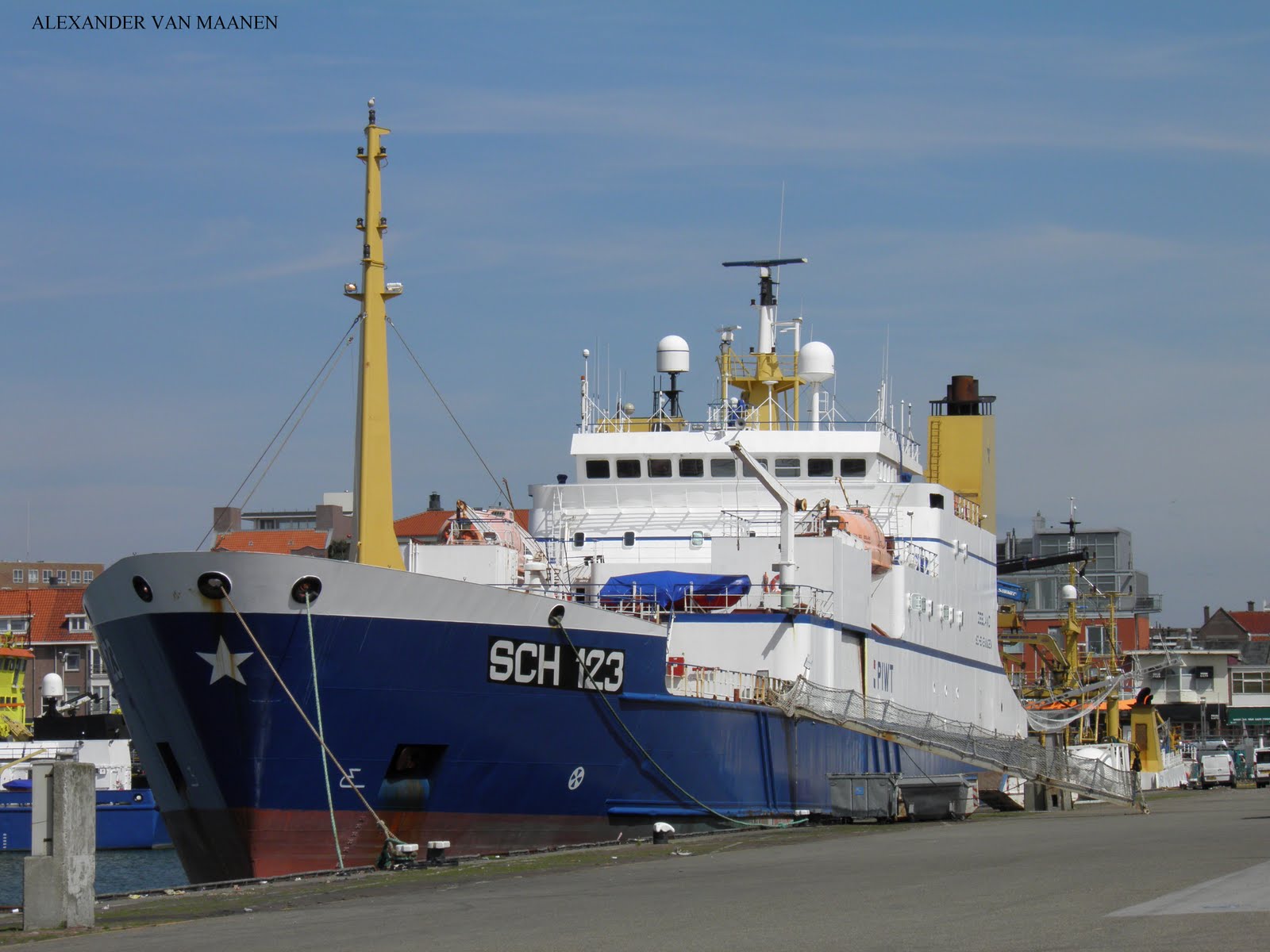 WARSHIPSRESEARCH: Dutch trawler Zeeland (SCH 123) 1989-
