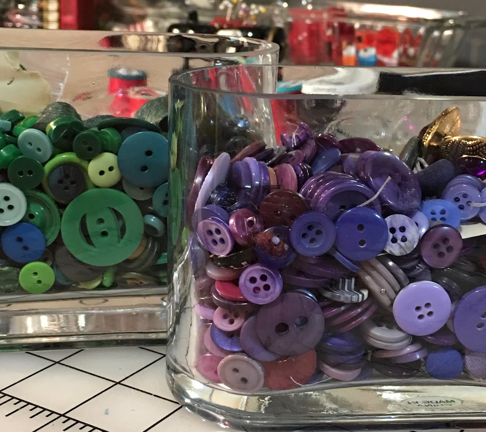 Paganoonoo: Upcycle Sewing: Embellishing Garments With Buttons