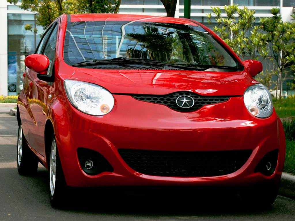 J2 Carro da Jac Motors do Brasil - Multimarcas