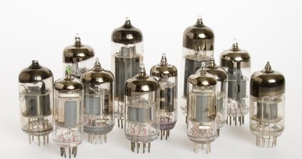 Sejarah Transistor - Informatika Net 1