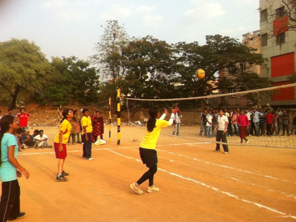 ELIXIR MMXIII: Volleyball and Throwball