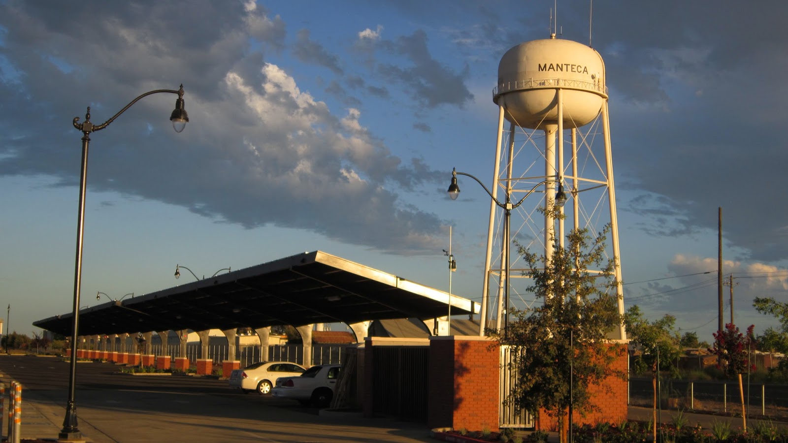 Billy Wardle family blog: Life in Manteca 71: Transit Center