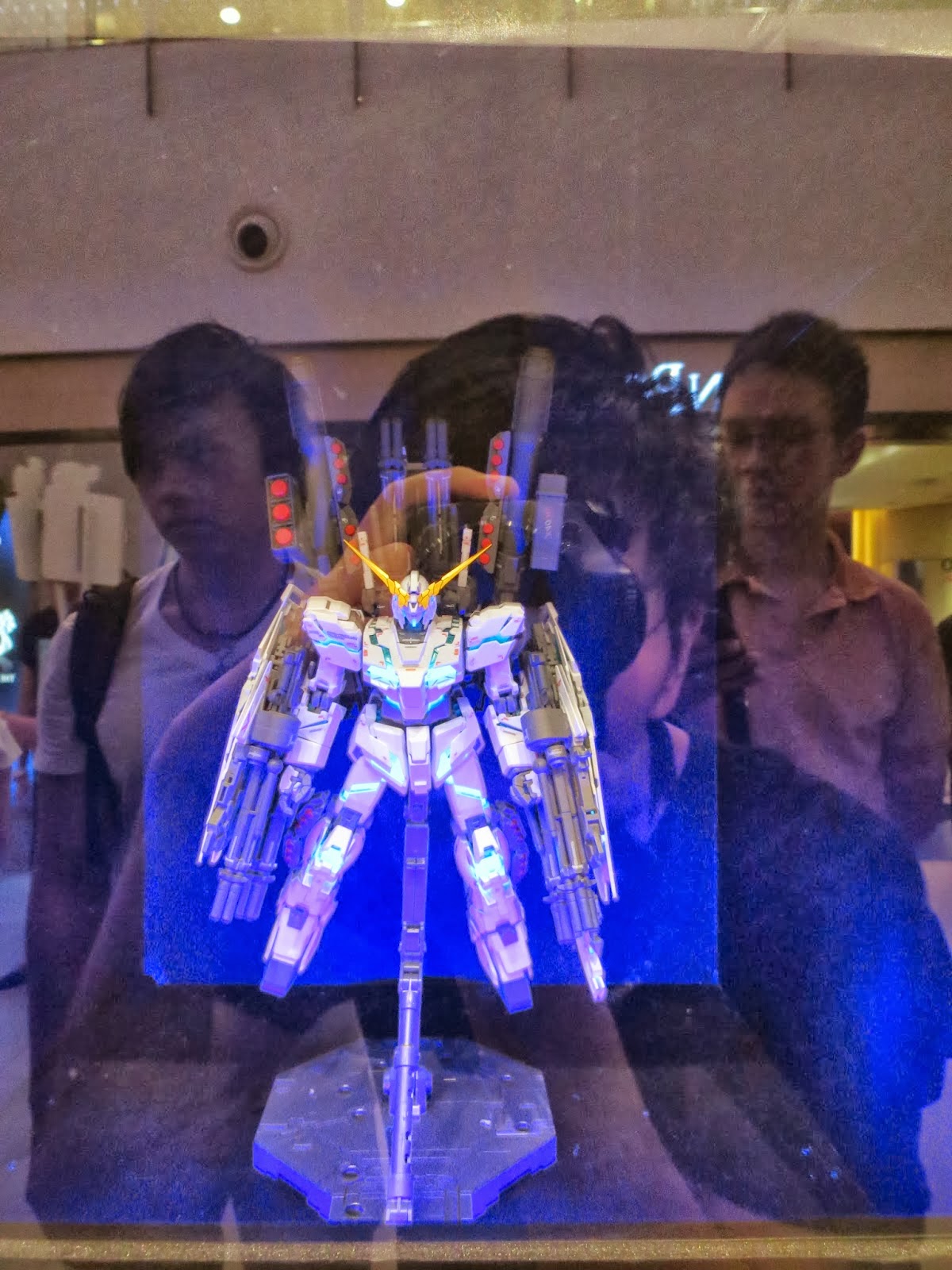 GUNDAM GUY: Gunpla Expo 2013 Singapore - Showfloor Image Gallery by ...