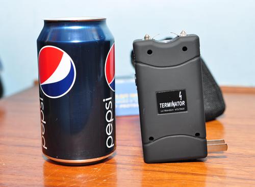 POLICIA HATO REY OESTE PUERTO RICO: Terminator 7,800,000 Volt Stun Gun ...