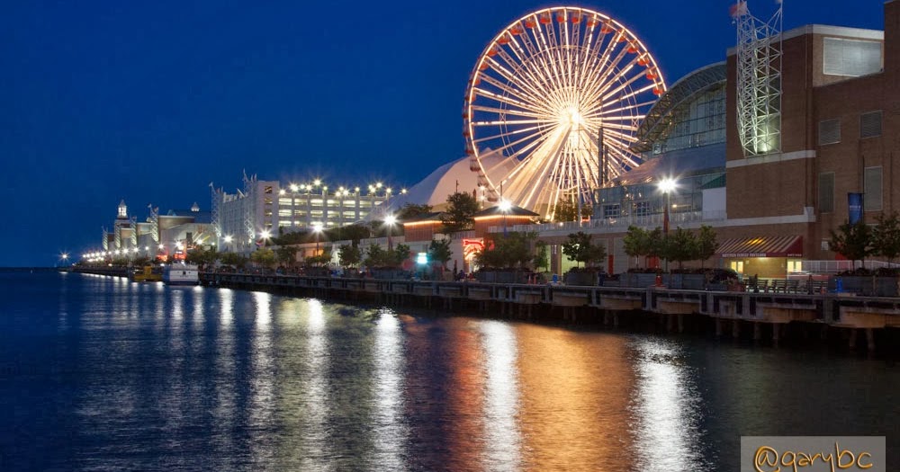 The Shy Photographer: Navy Pier at Night