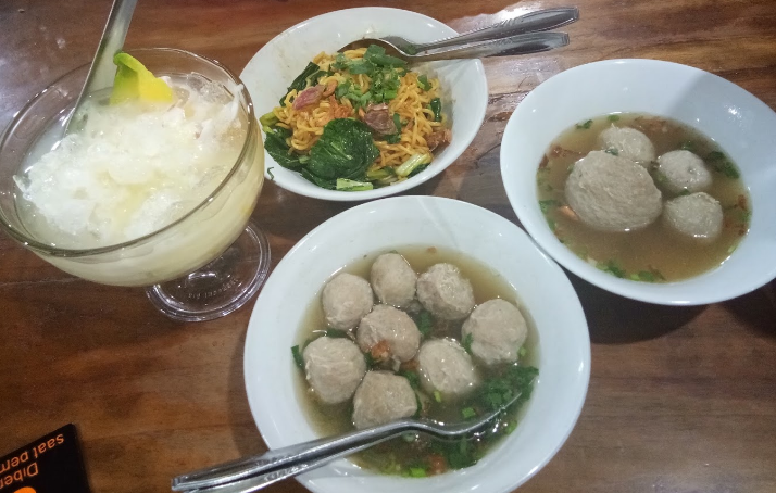 Bakso Trisno,bakso legendaris asal Cimahi
