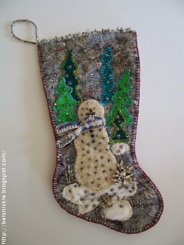 Enhance a Christmas Stocking With Costume Jewelry | Belznickle Blogspot ...