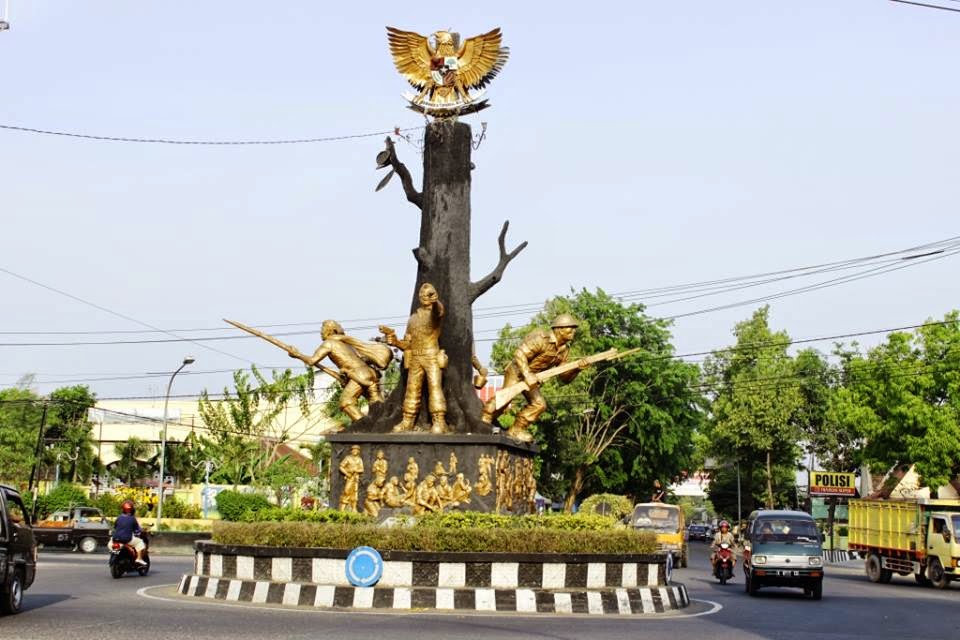 beranda kawasan: Tugu Pancasila Blora