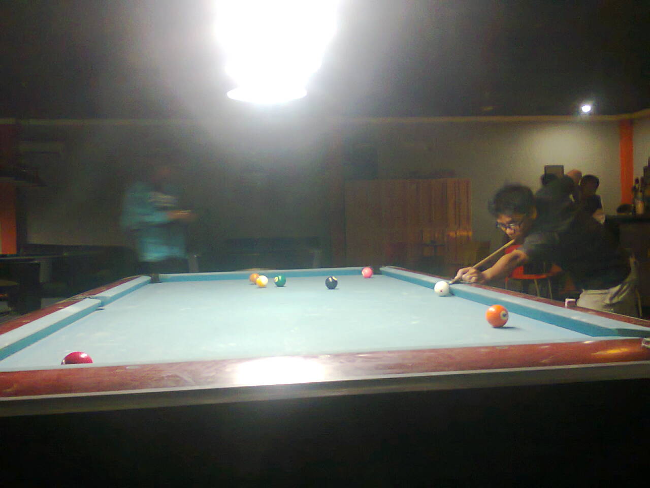 Disinilah aku bercerita: main bilyard