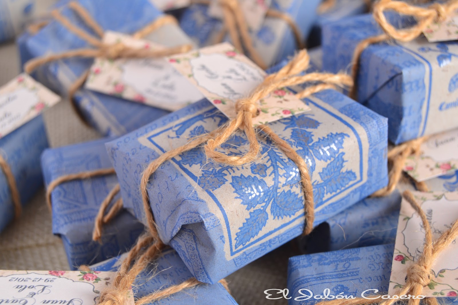 Detalles de boda para ellas y ellos. Jabones y bálsamos. Detalles de boda para ellas y ellos. Jabones y bálsamos.