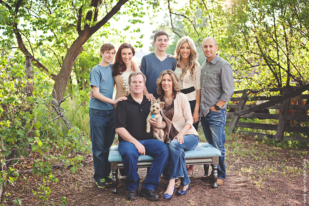 THE ULTIMATE GUIDE TO AMAZING FAMILY PICTURES – A Day in April