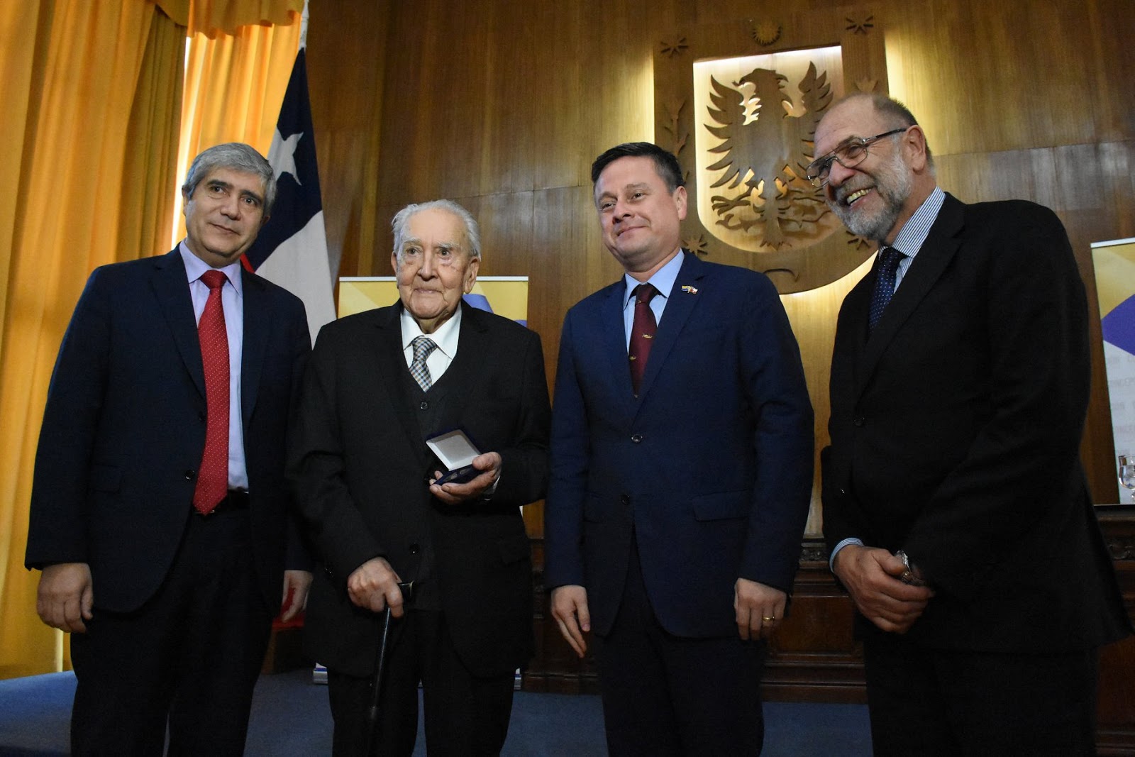 Sebastián Jans Pérez: Homenaje a René Cánovas Robles al cumplir 100 ...