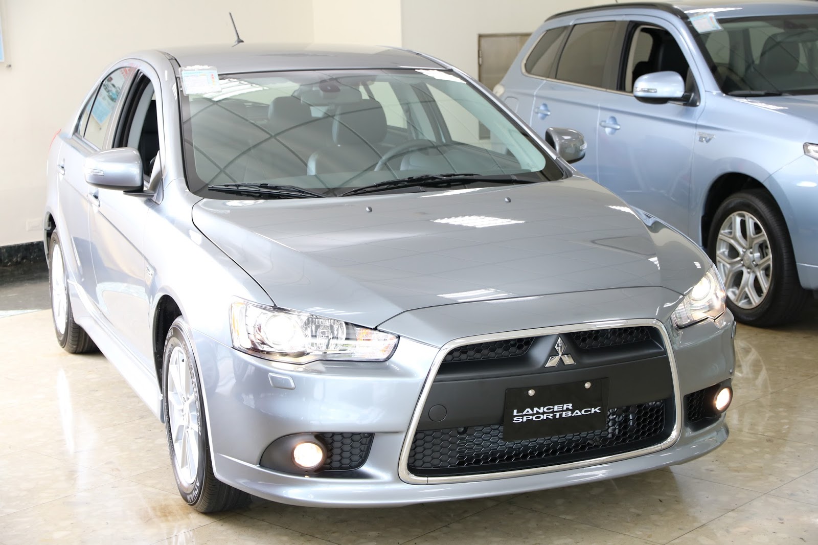 兜風歡樂時光: LANCER SPORTBACK 2016 新車到