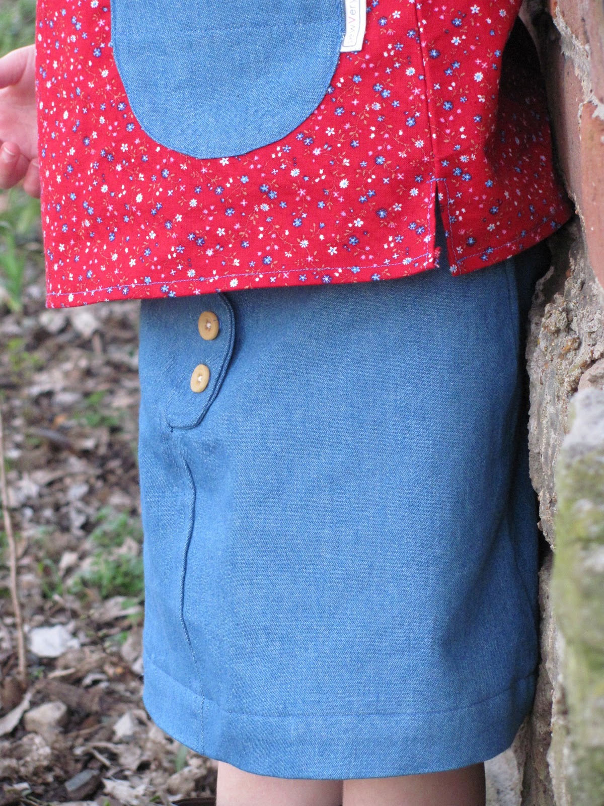 sewVery: Free Beautiful Flower Top Pattern & Tutorial