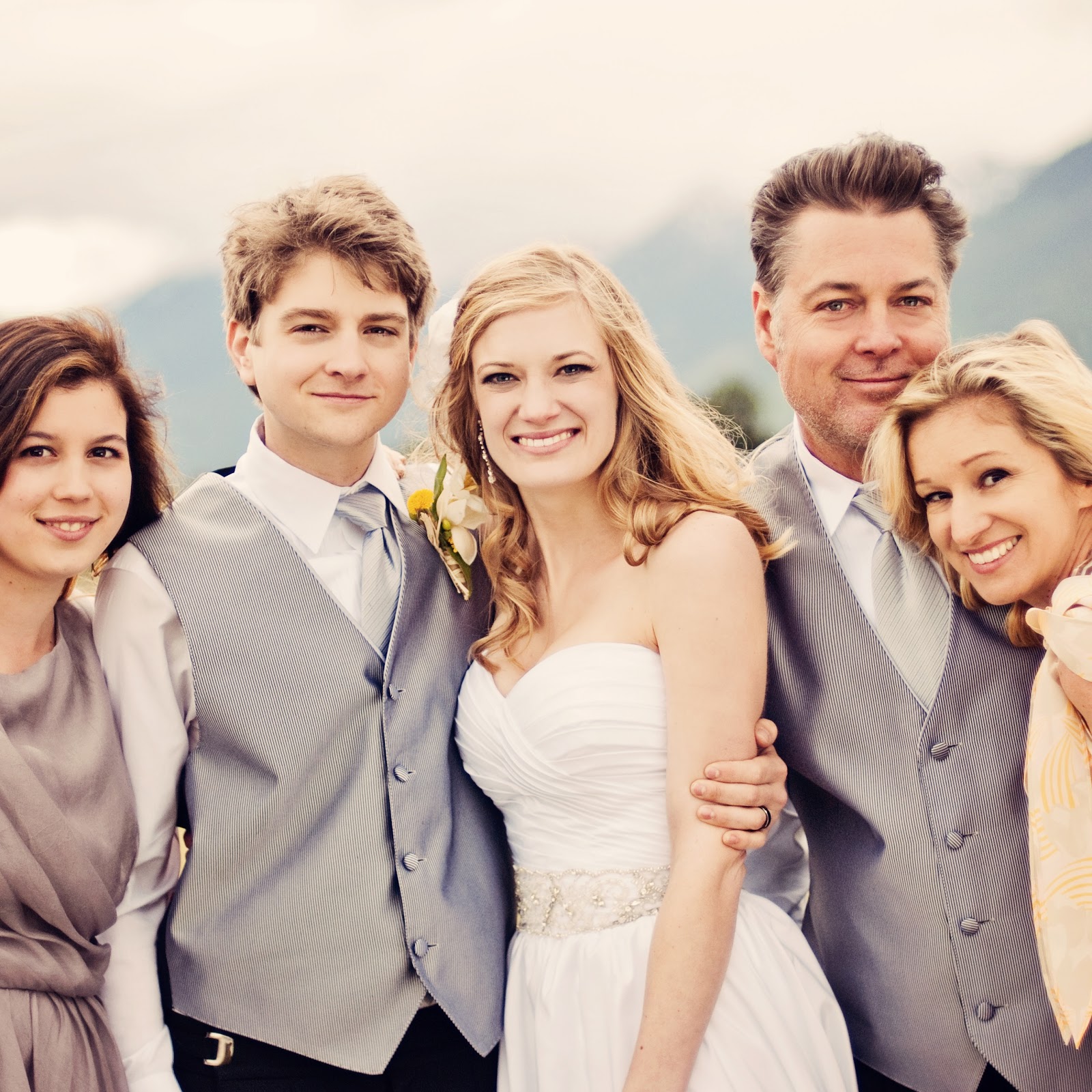 kelli + vanessa: My Everyday Featuring ... Crystal Lewis