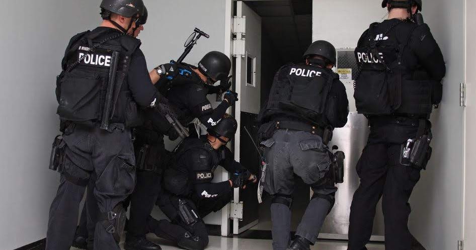 TKC SUNDAY SPECIAL!!! DOWNTOWN KANSAS CITY GOVERNMENT WORKERS PUSH FOR ...