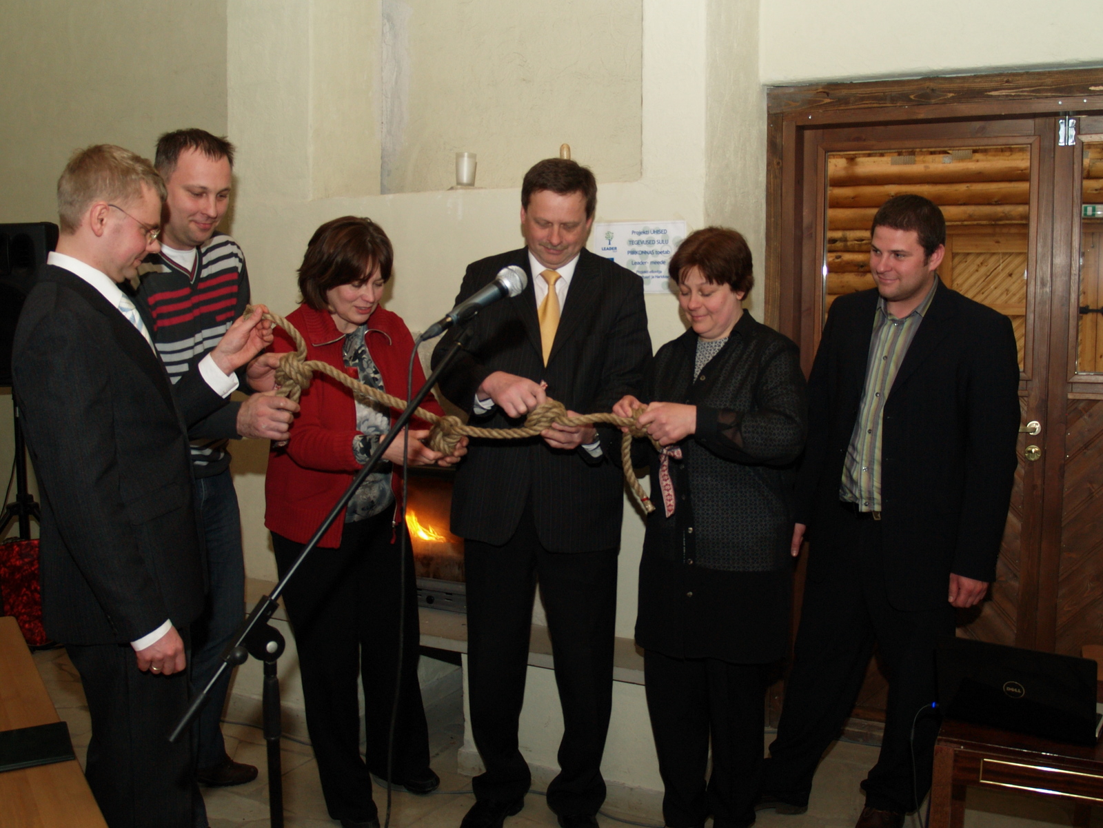 SULU KÜLA: Sulu külamaja avamine 14.04.2012